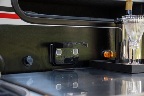 C3 Hybrid | Modcon RV