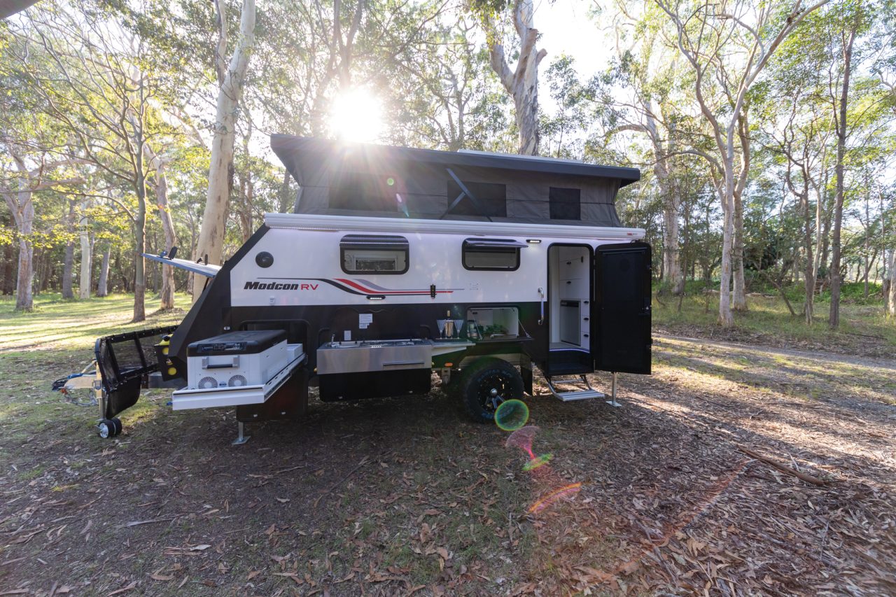 C5 Hybrid | Modcon RV