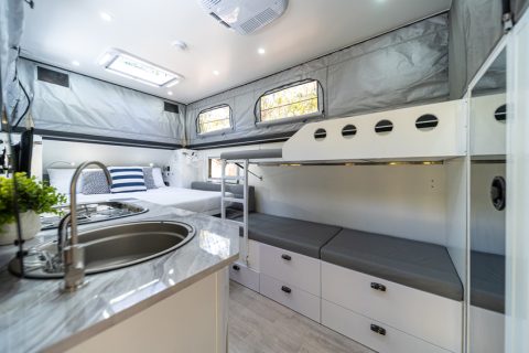 C5 Hybrid | Modcon RV